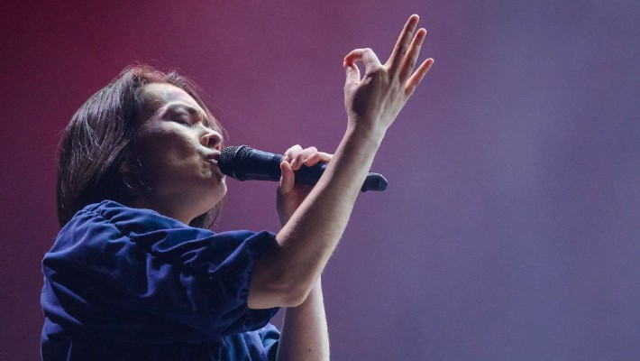 What Time Is Mitski On Stage For 'Land Is Inhospitable Tour'