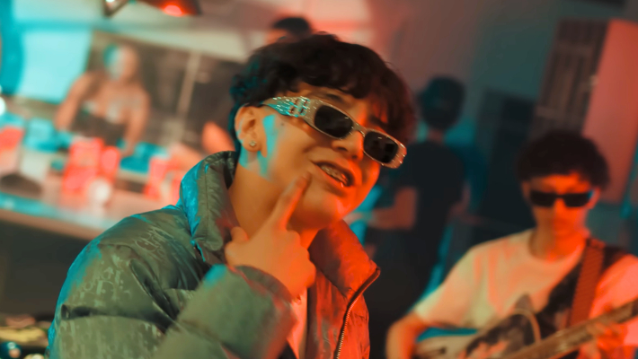 Xavi's 'Corazón De Piedra' Single Is A 'Kiss-Off Anthem'