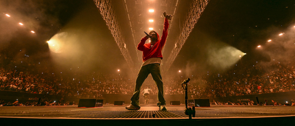 Kendrick's Drake Tupac Ring Diss At 'The Pop Out,' Explained