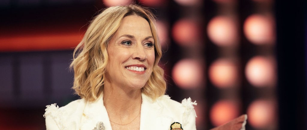 Sheryl Crow Doesnt Approve Of Drake Imitating Tupac With Ai