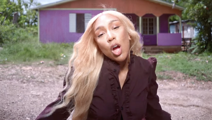 Fousheé Announces 'Pointy Heights' Album W/ 'Still Around'