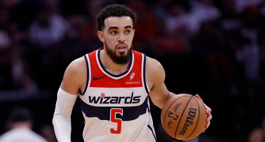 The Suns Add Needed Guard Help With Tyus Jones On A Min Deal