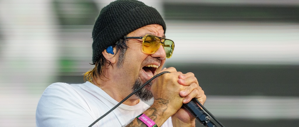 The 2025 Dia De Los Deftones Lineup Features Clipse, 2hollis, And More ...