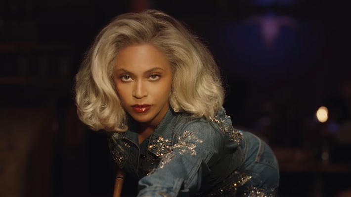 Beyoncé Stars In A New Levi's Commercial Playing Pool