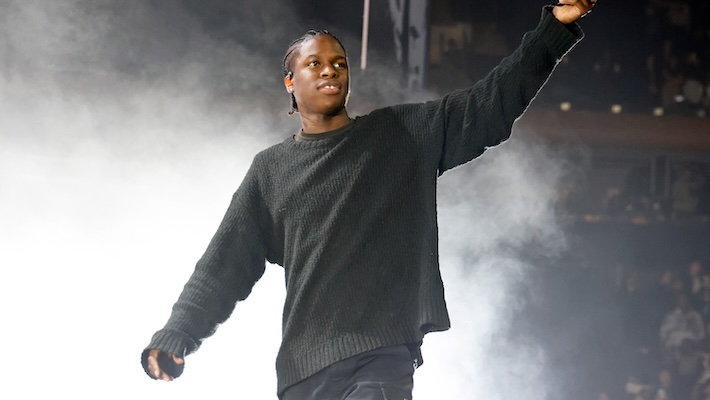 Daniel Caesar Shares 'Moon' With Bon Iver: New Single